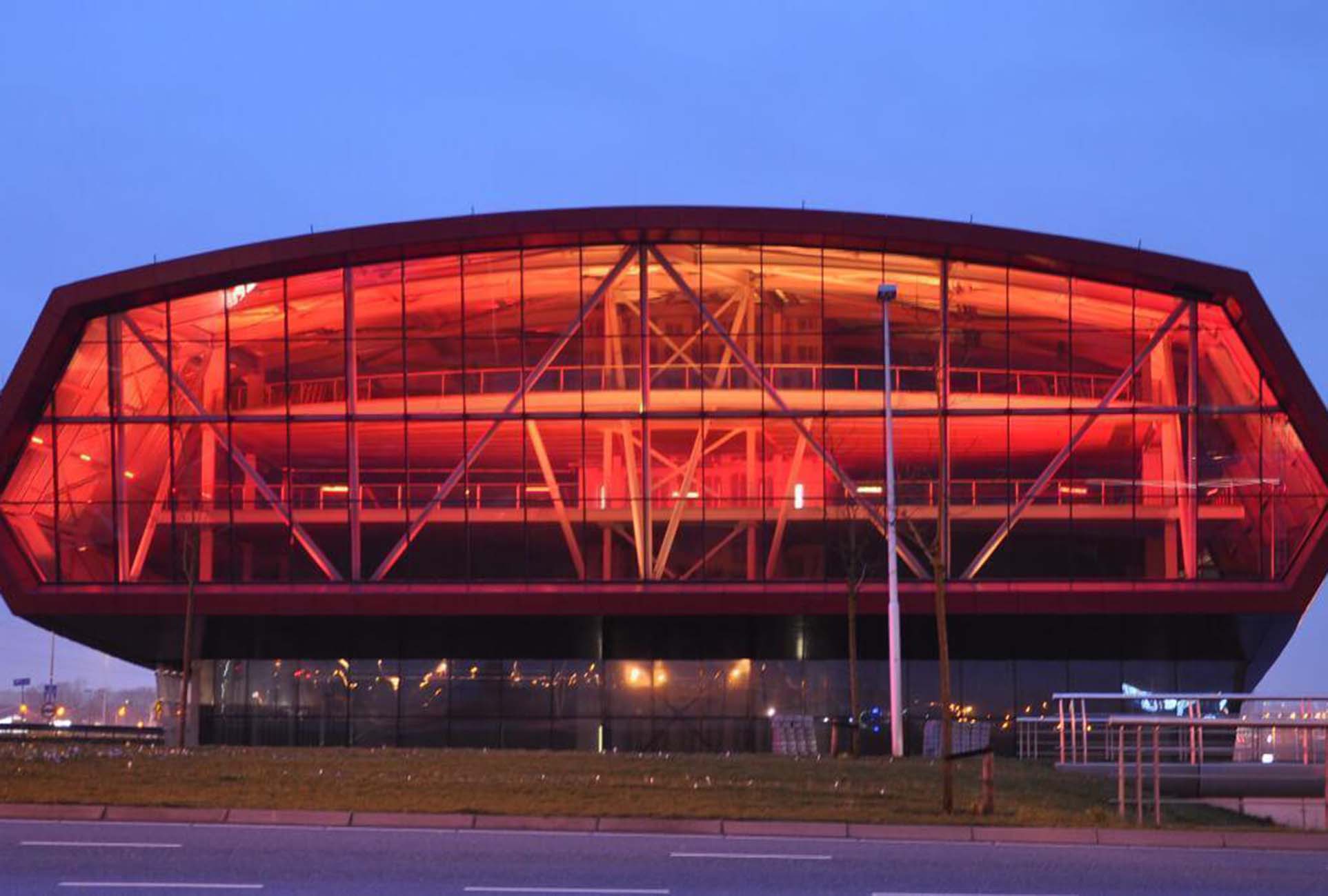 Where to Shop in Utrecht: The Best Markets, Boutiques & Shopping ...